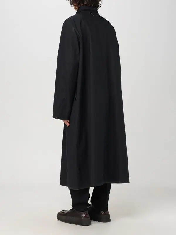 MAISON MARGIELA Coat Colour