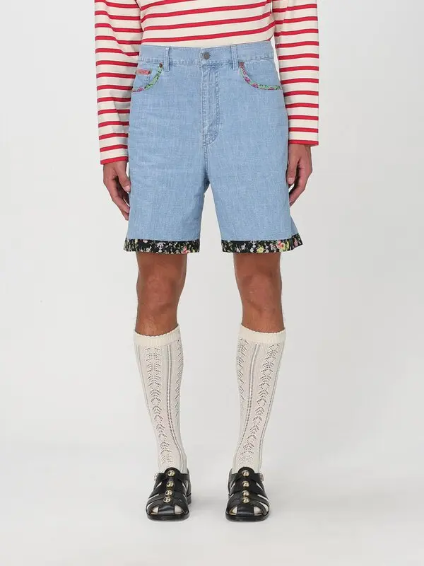 Valentino Garavani Shorts Colour
