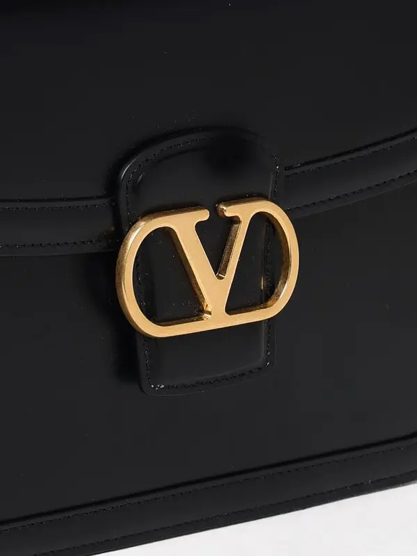 Valentino Garavani Shoulder Bag Colour
