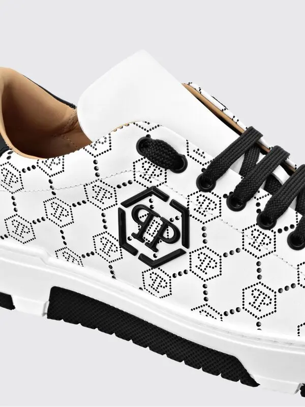 Philipp Plein Embellished Leather Low-top Sneakers - Black 1