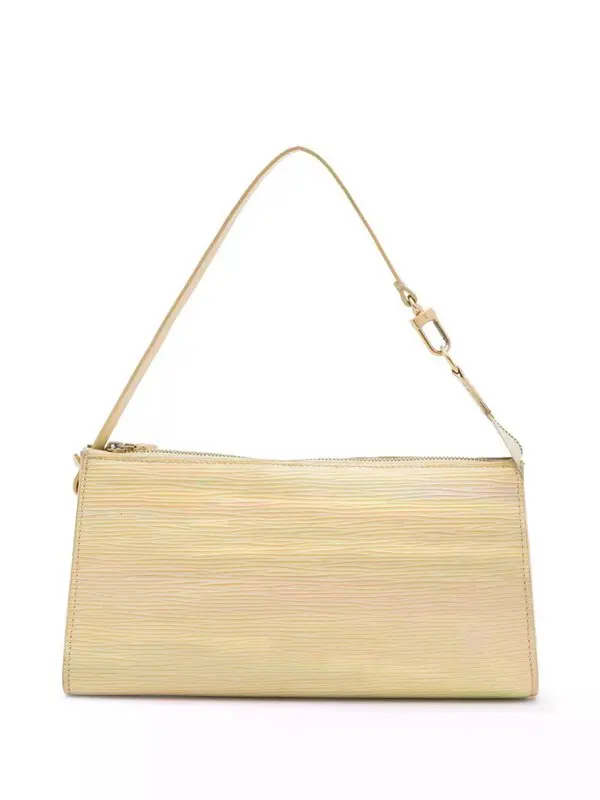 LOUIS VUITTON 2002 Epi Pochette Accessoires Shoulder Bag