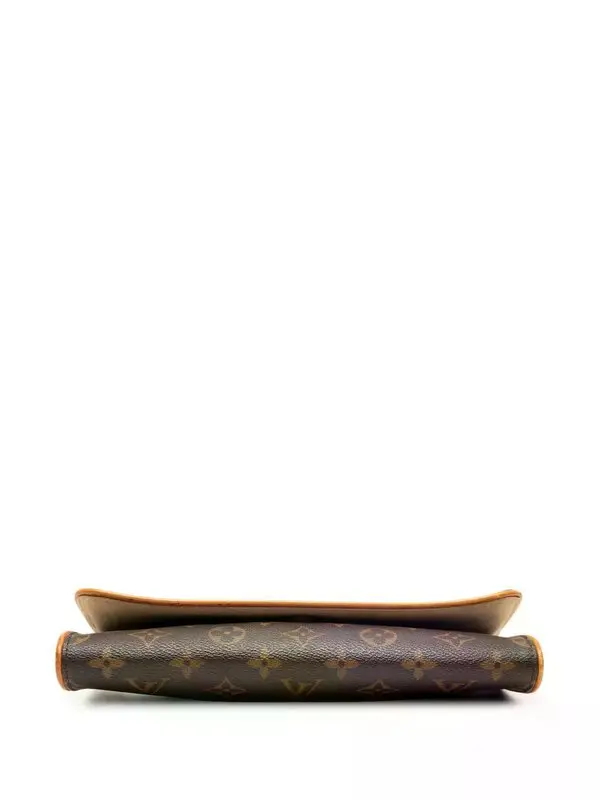 LOUIS VUITTON Monogram Canvas Pochette Twin Gm