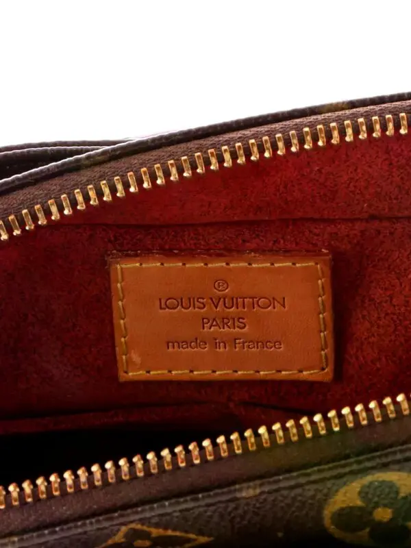 LOUIS VUITTON Monogram Canvas Shoulder Bag