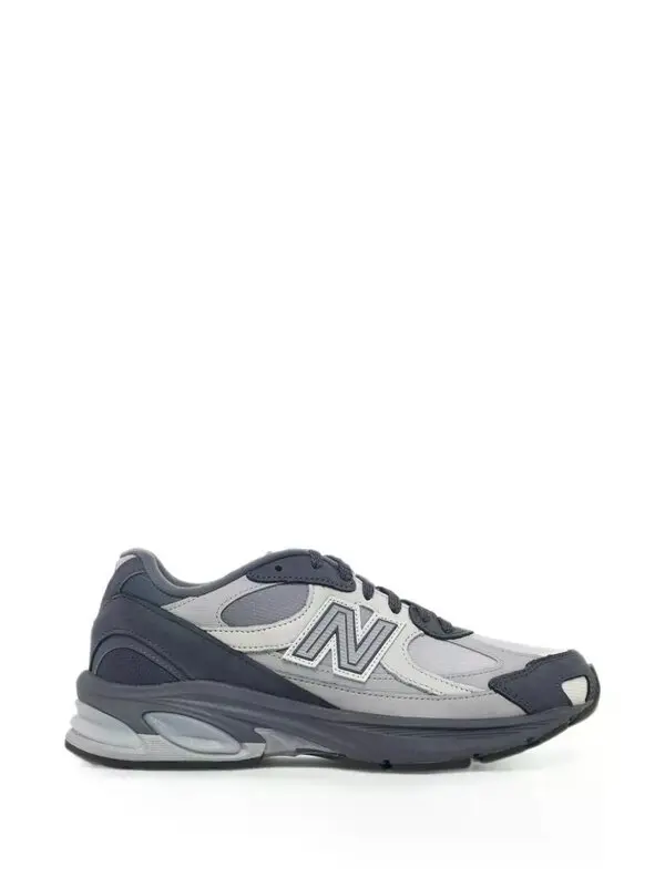 NEW BALANCE 2010 Mesh-panelled Sneakers