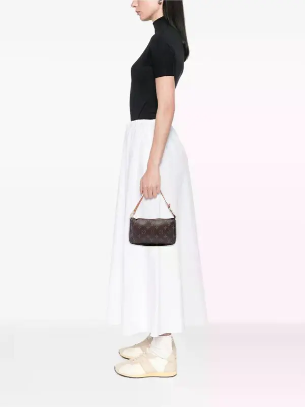 LOUIS VUITTON 2009 Monogram Pochette Accessoires Shoulder Bag
