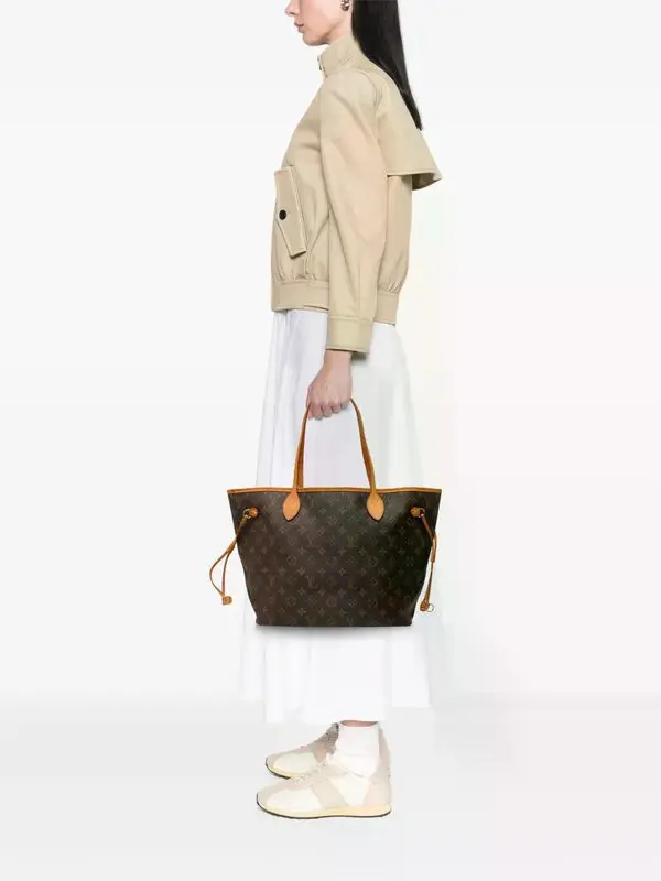 LOUIS VUITTON 2008 Monogram Neverfull Mm Tote Bag
