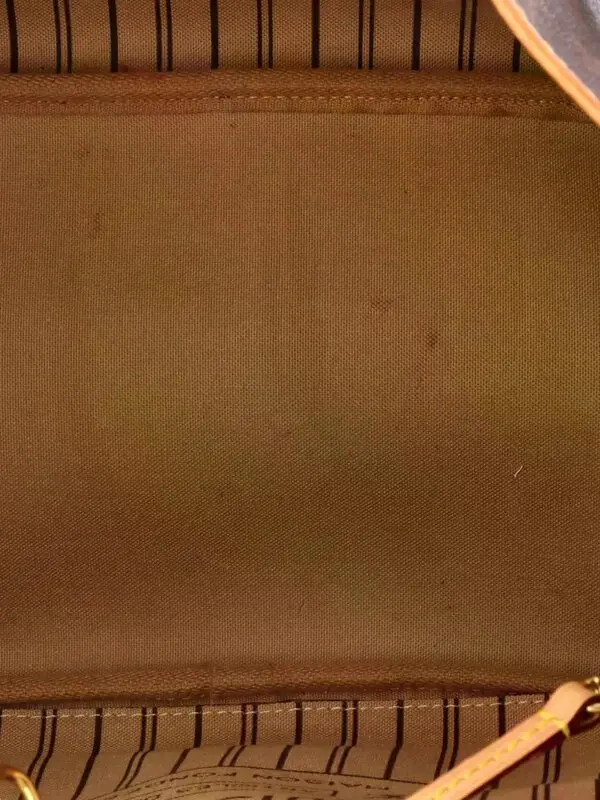 LOUIS VUITTON Monogram Canvas Mm Tote Bag - Brown