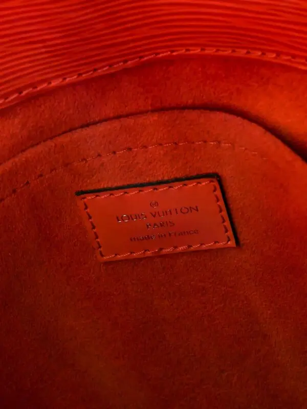 LOUIS VUITTON Epi Leather Satchel - Red