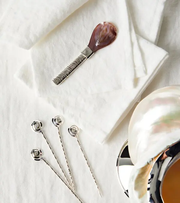 TAVARES 1922 Shell Sterling Caviar Spoon