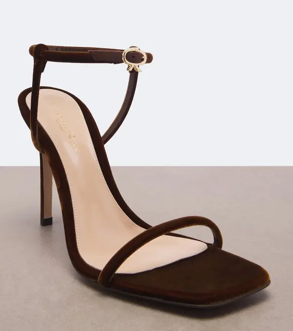 GIANVITO ROSSI Velvet Sandals