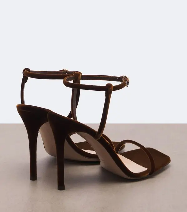 GIANVITO ROSSI Velvet Sandals