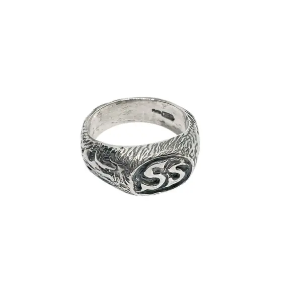 TG-JEWELLERY BY TAMARA GERVASIO Sterling Silver Engraved Signet Ring - Silver/black