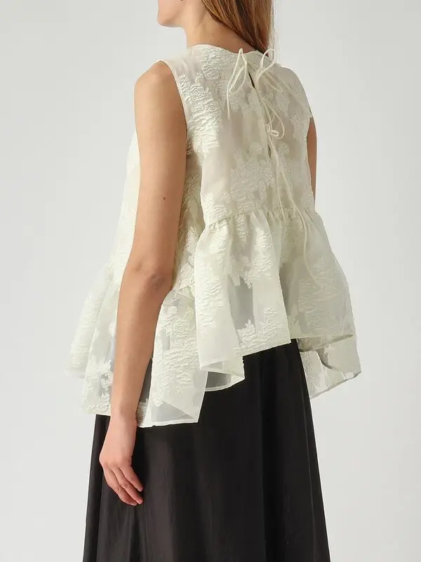 MEIMEIJ Sleeveless Top In Lace