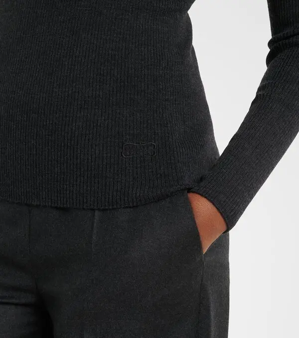 Agnona Ribbed Knit Wool, Silk, And Cashmere Turtleneck Sweater