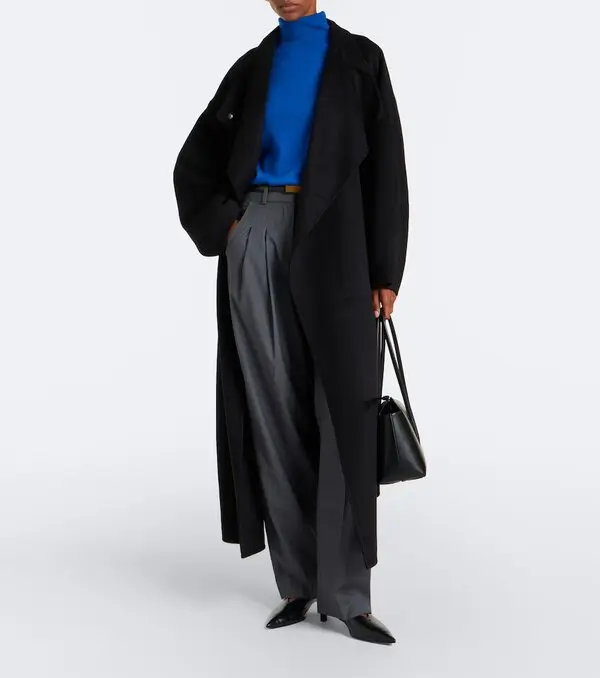 THE FRANKIE SHOP Eve Wool Turtleneck Sweater
