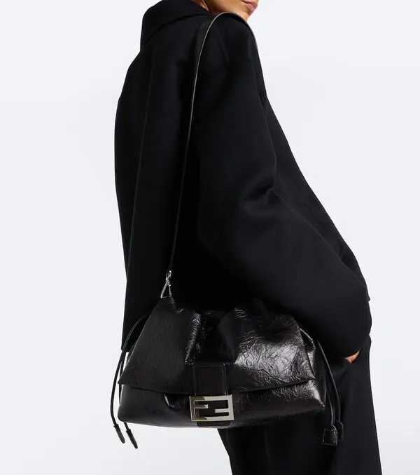 Fendi Baguette® Soft Large Leather Shoulder Bag - Black