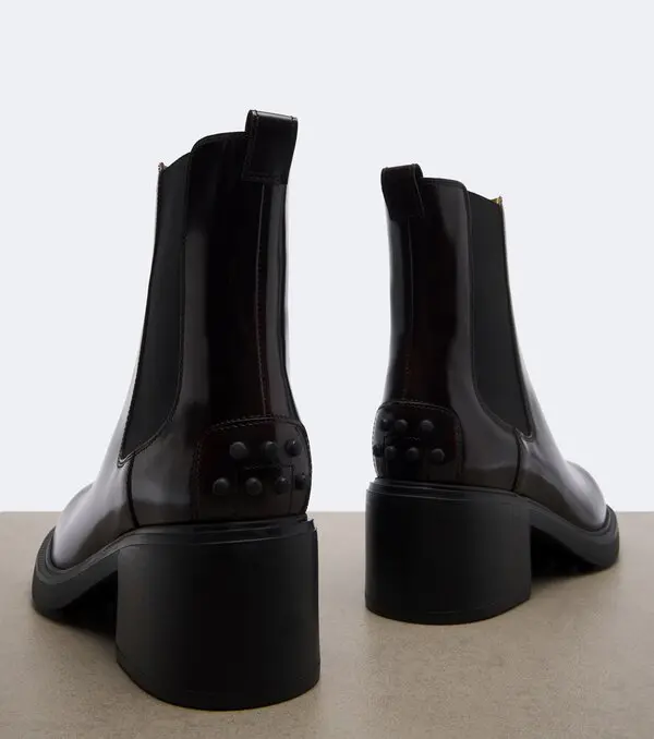 TOD'S Leather Chelsea Boots