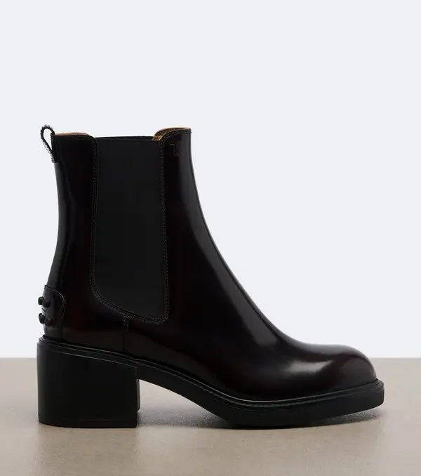 TOD'S Leather Chelsea Boots