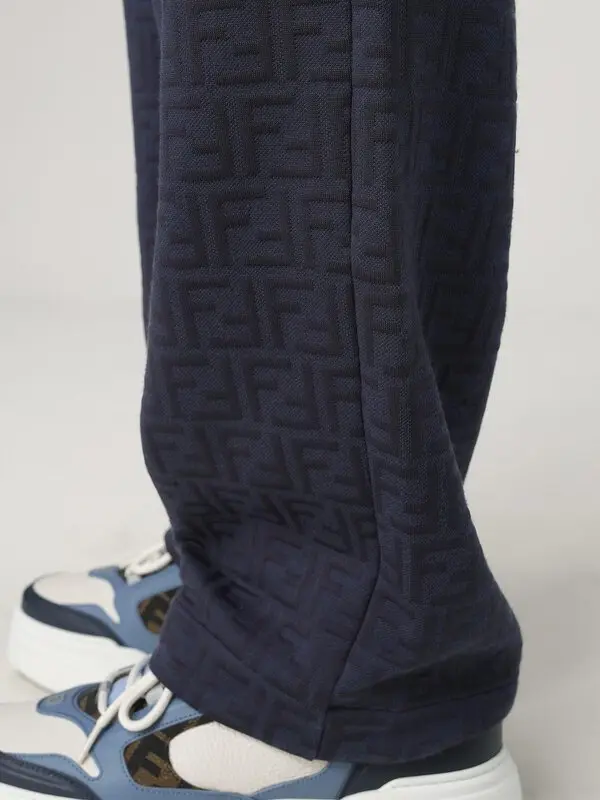 Fendi Trousers Colour