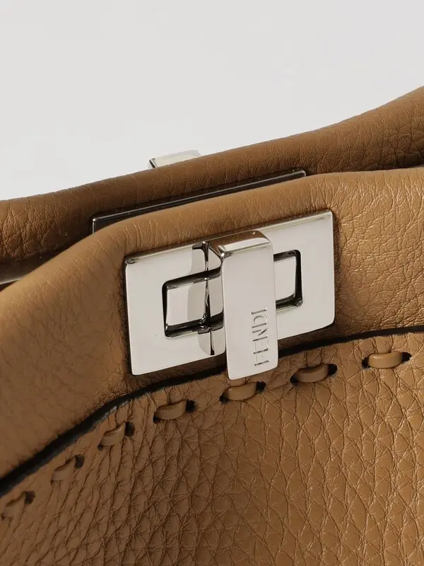 Fendi Shoulder Bag Colour