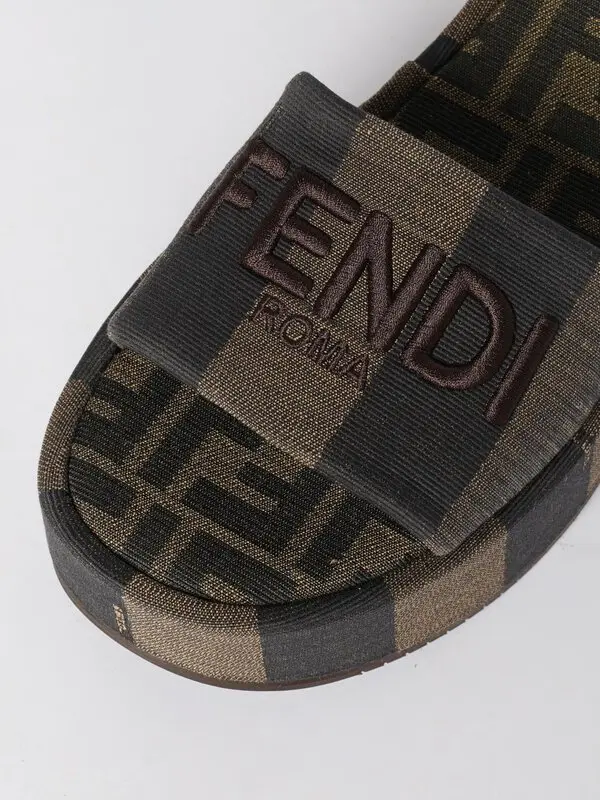 Fendi Heeled Sandals Colour