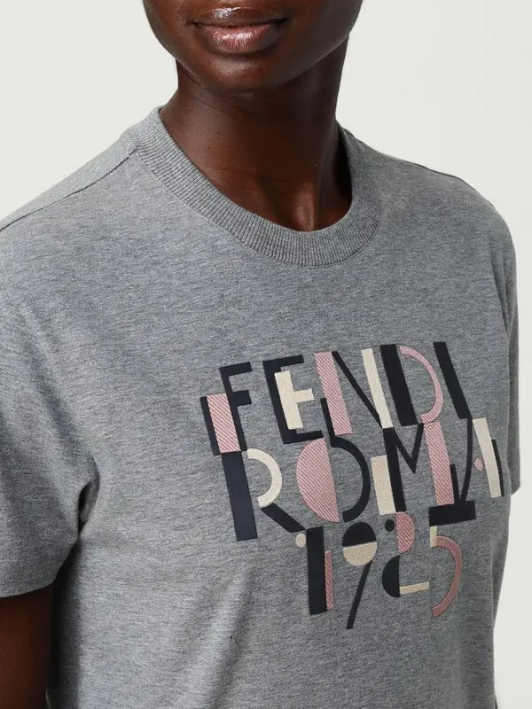 Fendi T-shirt Colour