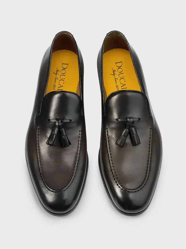 DOUCAL'S Tassel Loafers