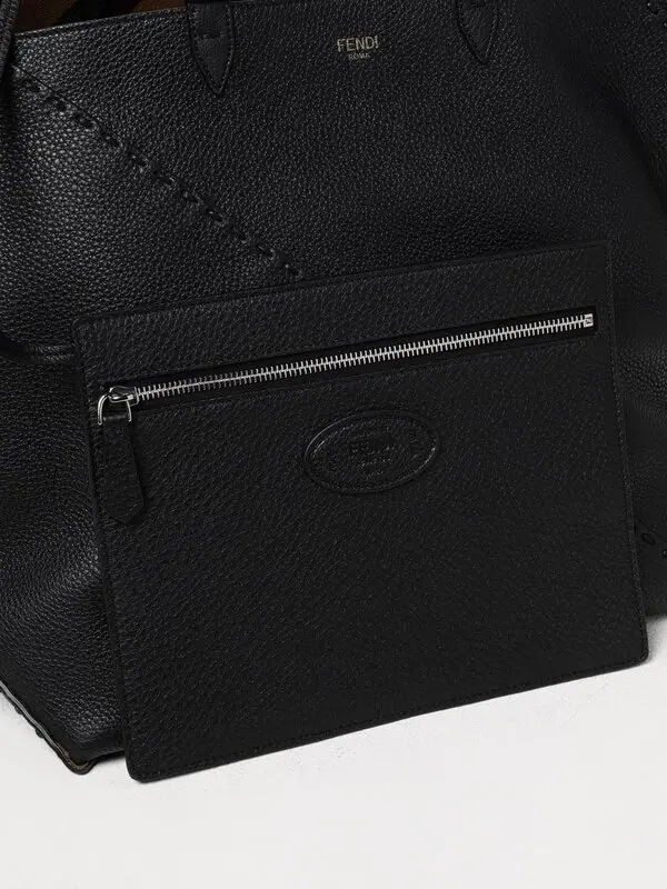 Fendi Shoulder Bag Colour