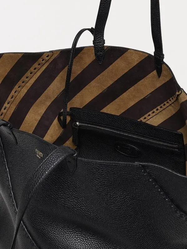 Fendi Shoulder Bag Colour