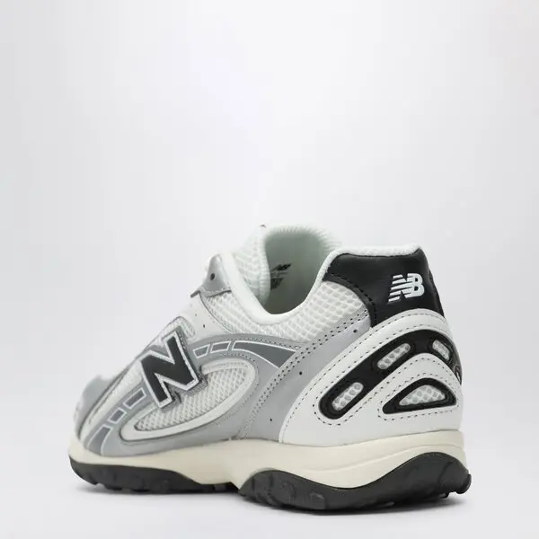 NEW BALANCE 204l Sneakers