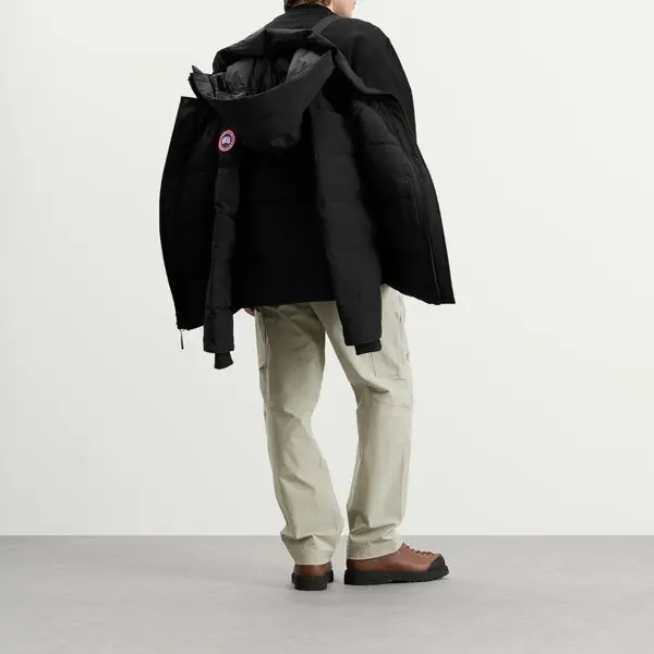 Canada Goose Wyndham Parka With Classic Disc - Black