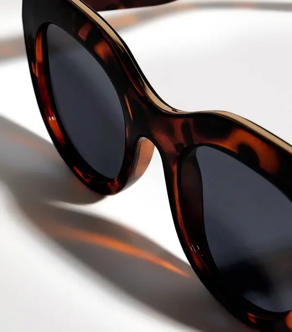 Le Specs Oversized Air Heart Sunglasses