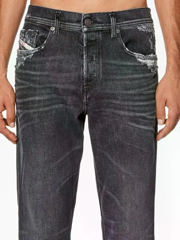 DIESEL® 2023 D-finitive 09g23 Tapered Jeans