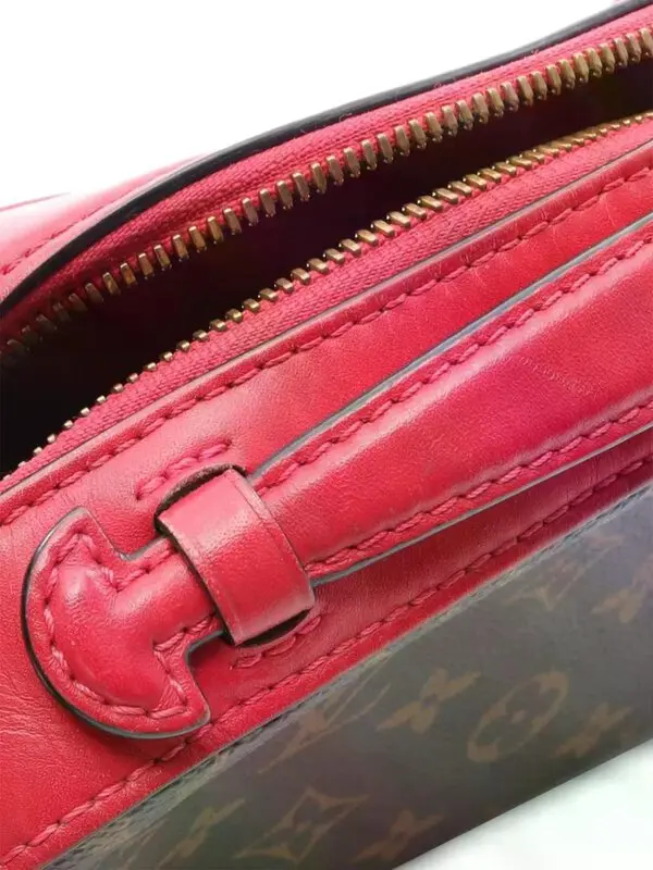 LOUIS VUITTON 2018 Saintonge Monogram Shoulder Bag