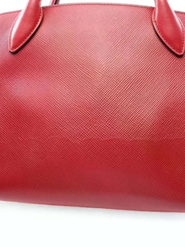 Prada 2010s Saffiano-leather Handbag - Red