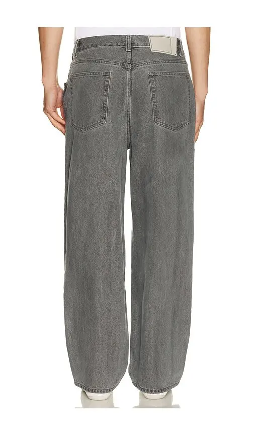THISISNEVERTHAT Loose Jeans In . Also