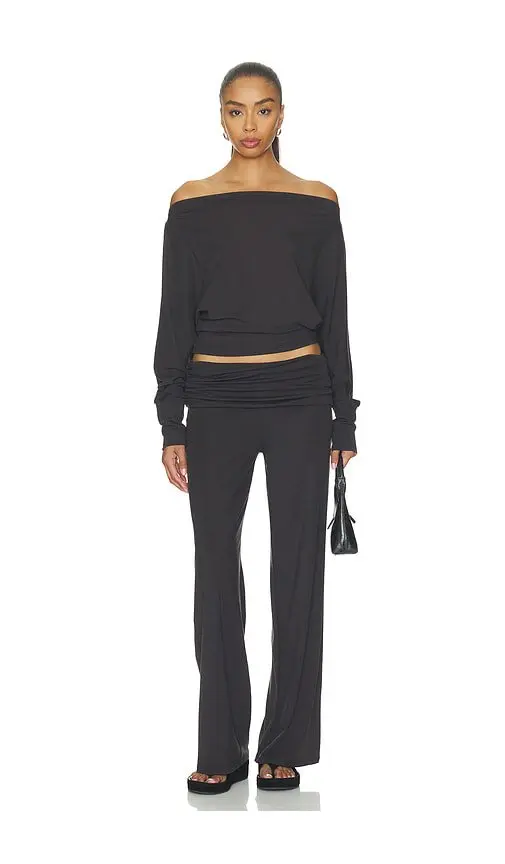NIA Elisabetta Off-the-shoulder Top