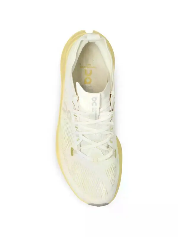 On Cloudsurfer Max Sneakers
