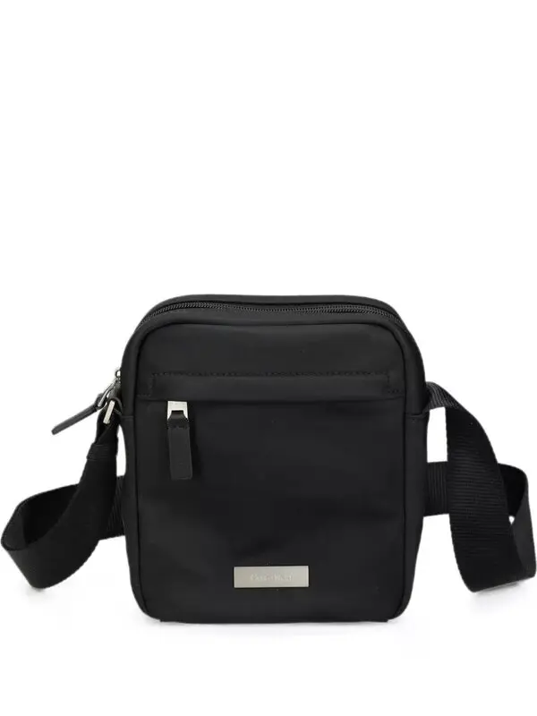 Calvin Klein Logo-plaque Shoulder Bag