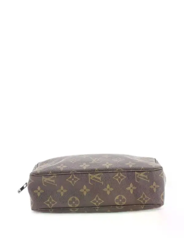 LOUIS VUITTON Trouse Toiletry Monogram Canvas 23 Pouch