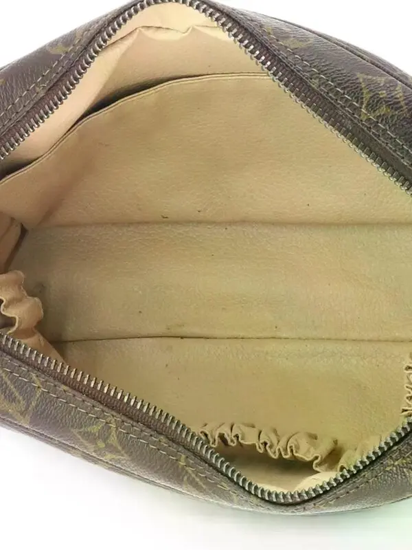 LOUIS VUITTON Trouse Toiletry Monogram Canvas 23 Pouch