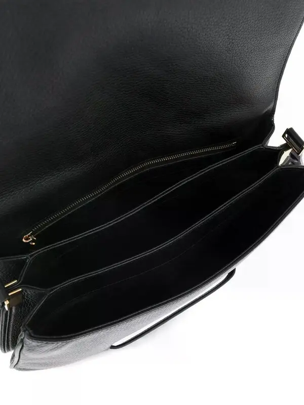 Il Bisonte Hammered Leather Bag
