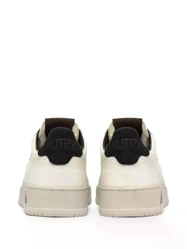 AUTRY Medalist Low Panelled Sneakers