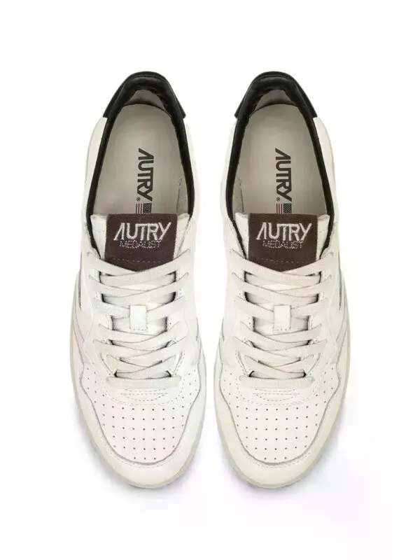 AUTRY Medalist Low Panelled Sneakers