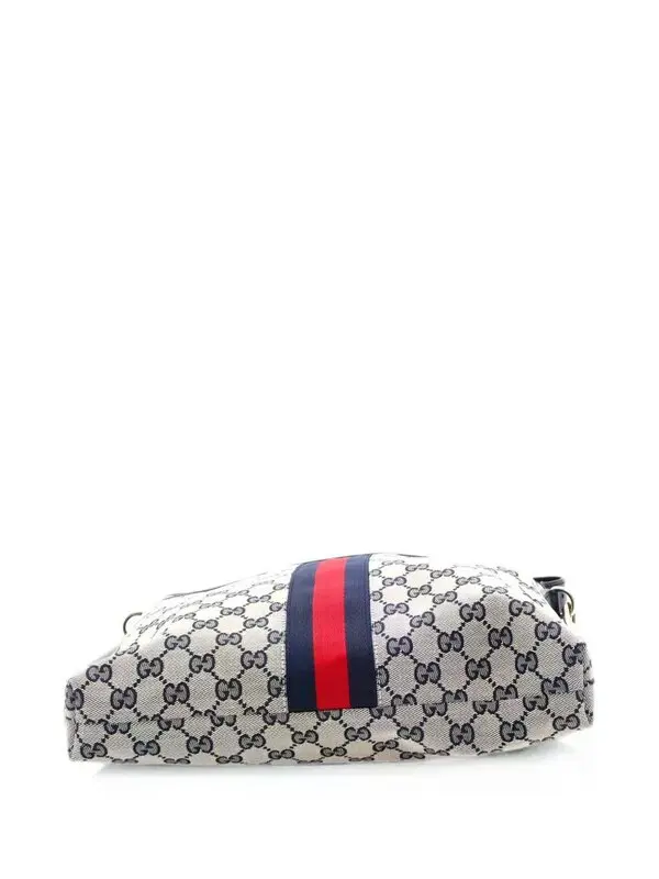 Gucci Gg Canvas Messenger Bag - Blue
