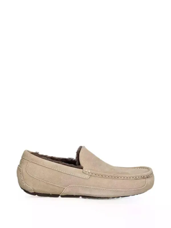 UGG Ascot Slipper