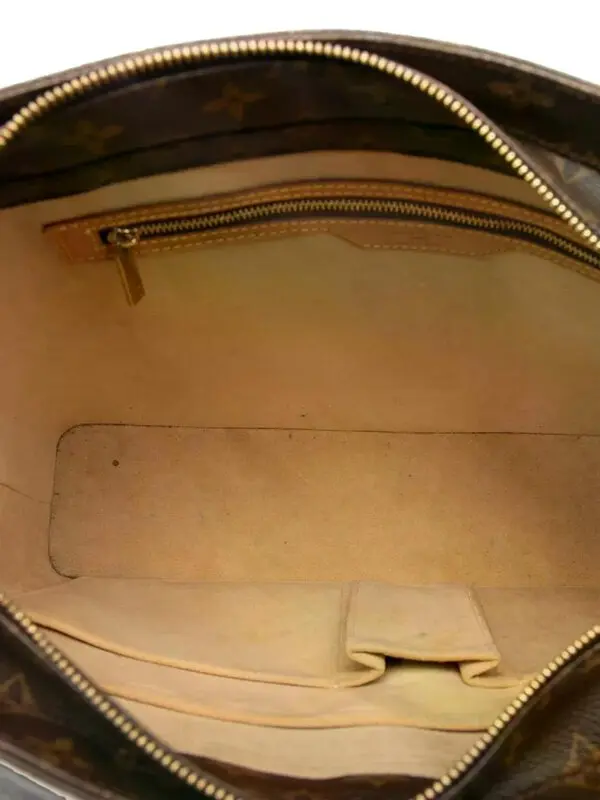 LOUIS VUITTON 2001 Monogram Luco Tote Bag