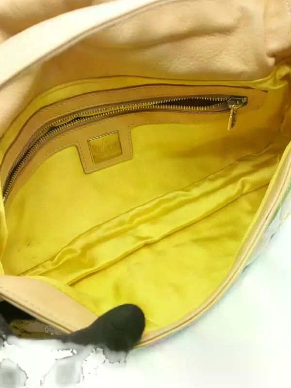 Fendi Mamma Baguette Shoulder Bag