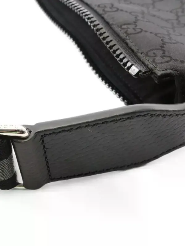 Gucci 2010s Gg Supreme Shoulder Bag