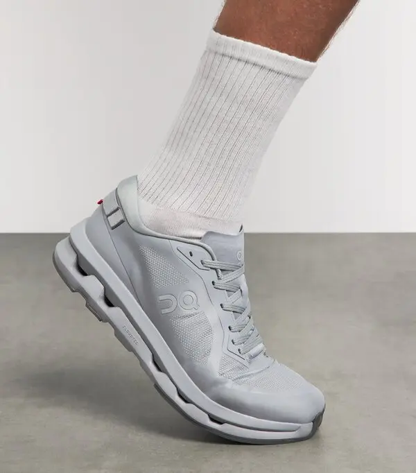 On Cloudze Trainers